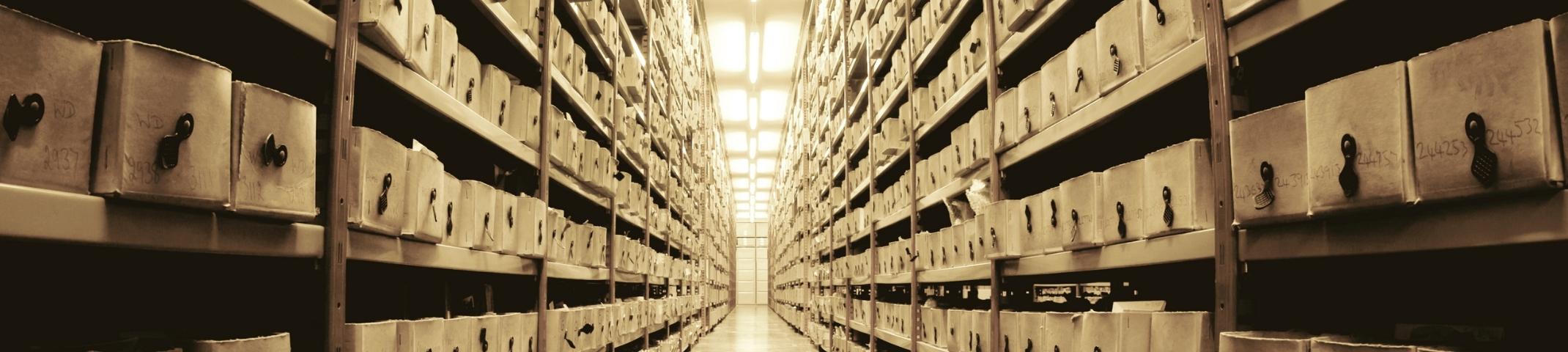 Silence and Small Gestures: Jews and non-Jews in the Netherlands (1940 ...