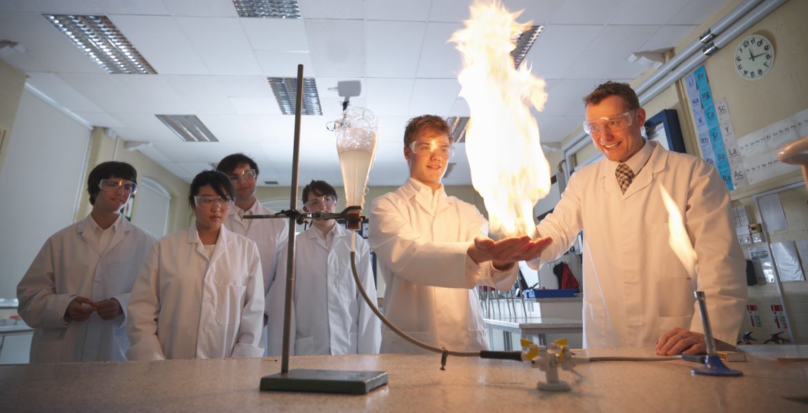 AS and A Level Chemistry practicals – student and teacher tips ...